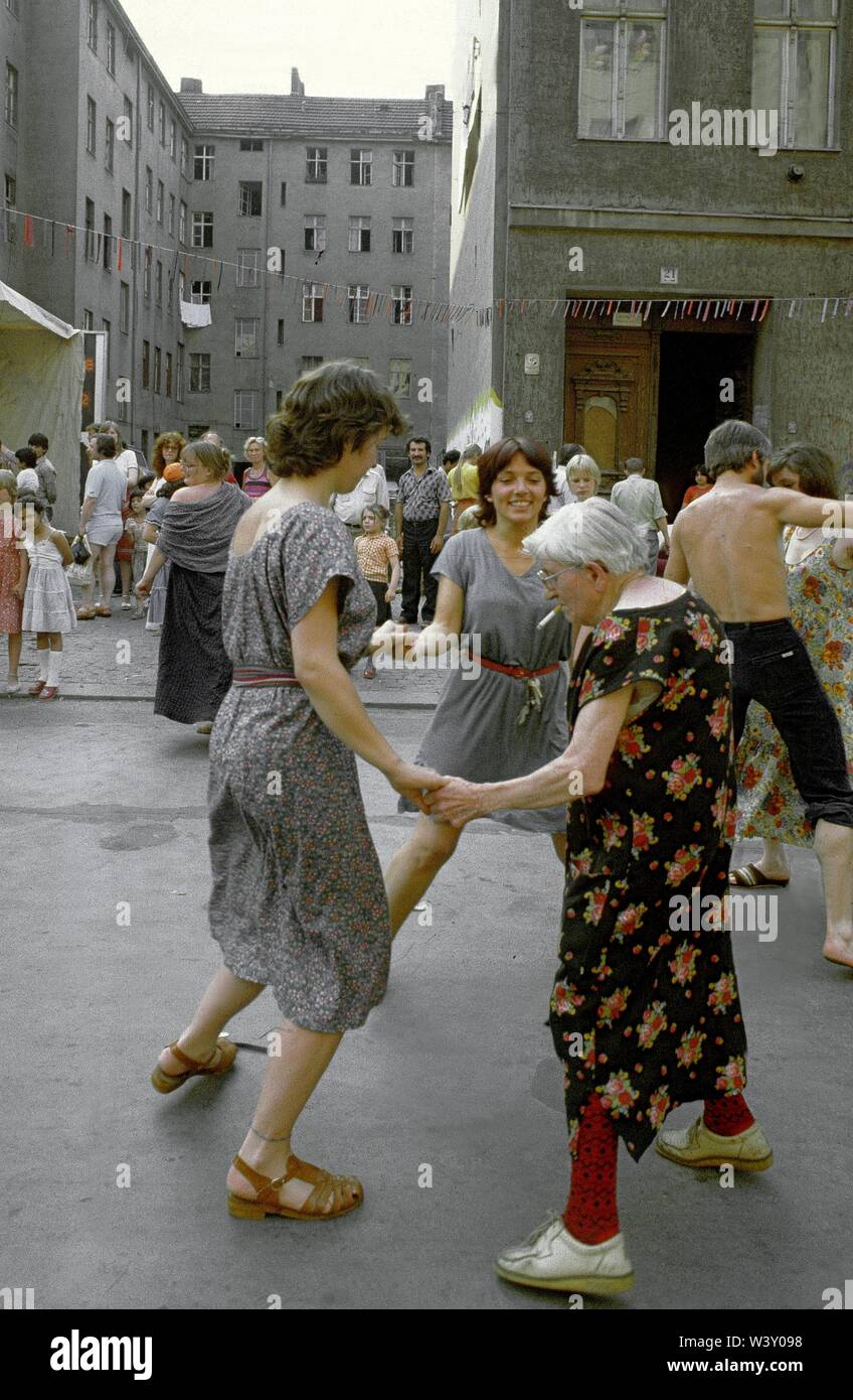 West berlin 1982 hi-res stock photography and images - Alamy