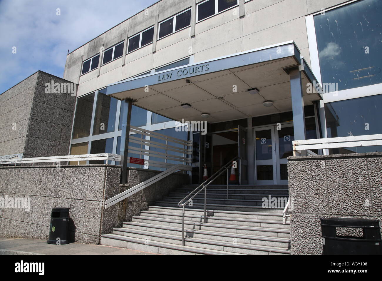 Brighton court hi-res stock photography and images - Alamy