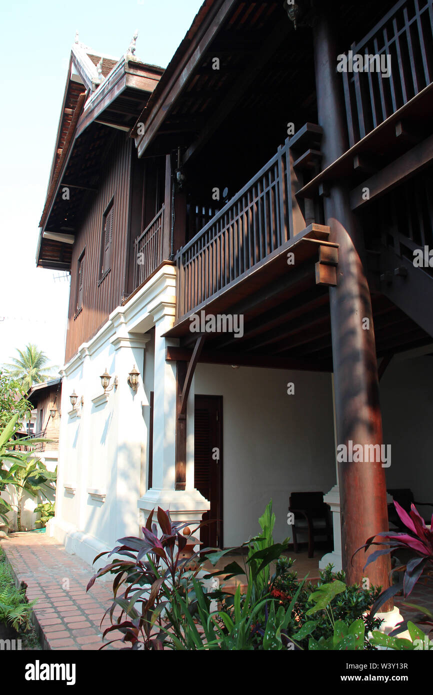 building (house) in luang prabang (laos Stock Photo - Alamy