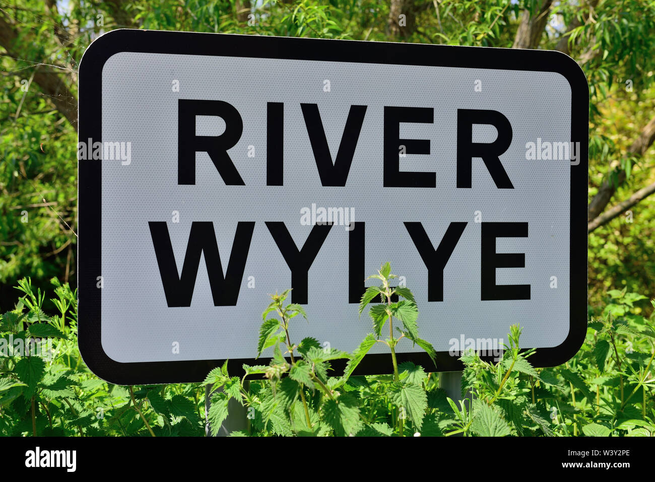 River Wylye sign, Wiltshire Stock Photo - Alamy