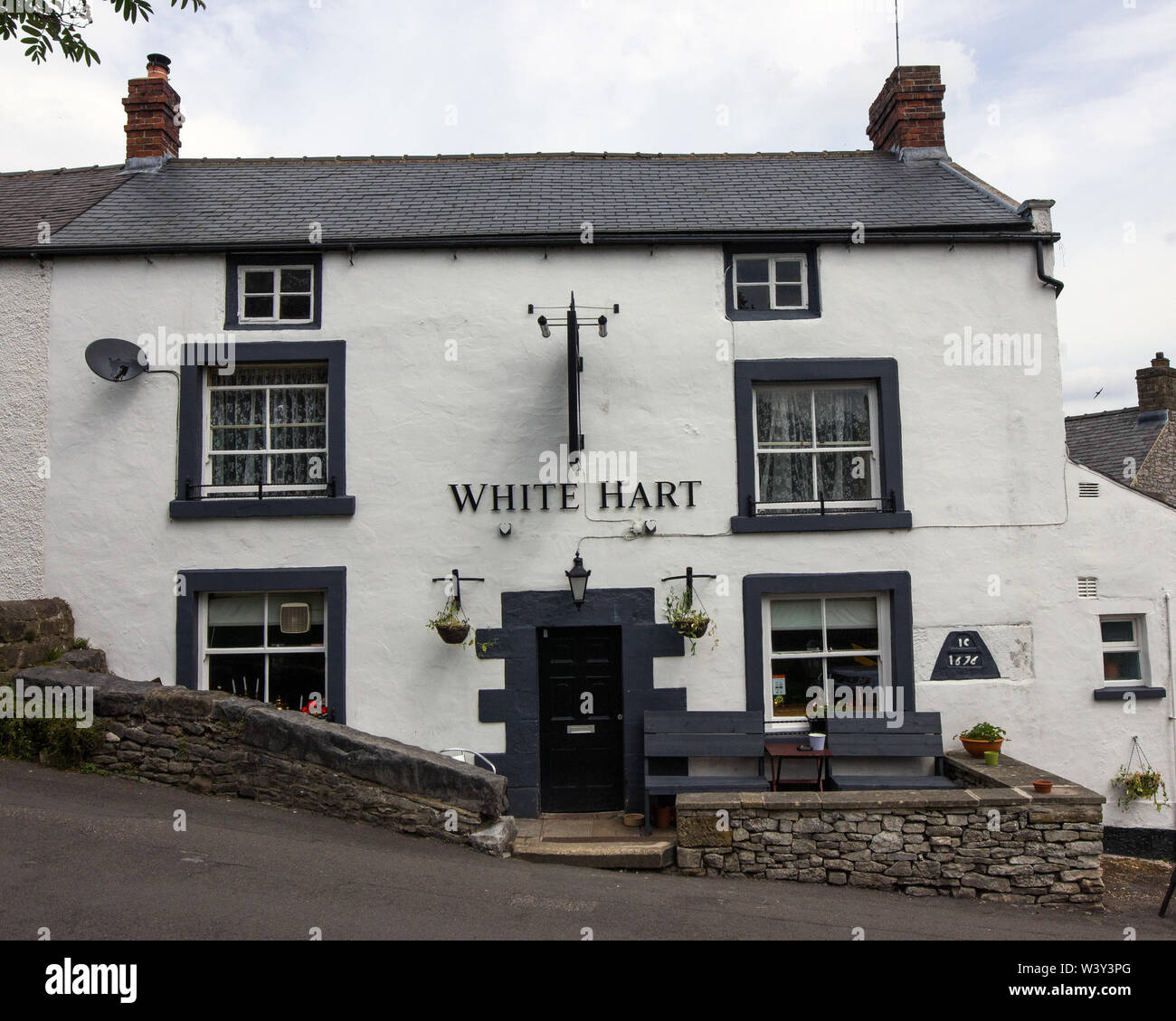 White hart pub in Bradwell village, Derbyshire England UK Stock Photo ...