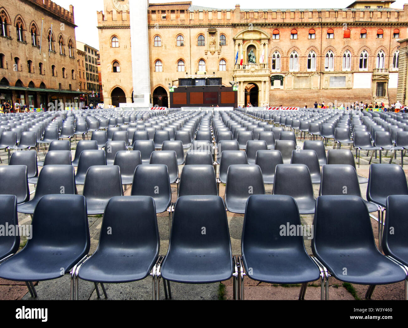 Outdoor cinema italy hi-res stock photography and images - Alamy