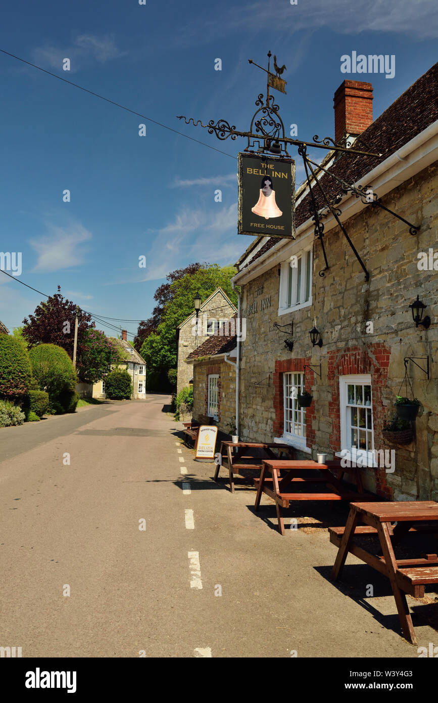 Wylye wiltshire hi-res stock photography and images - Alamy