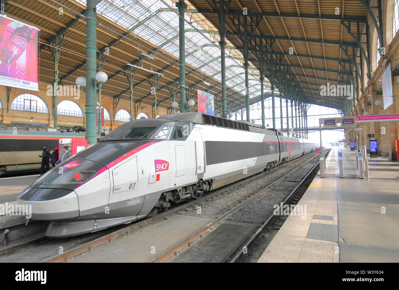 French bullet train hi-res stock photography and images - Alamy