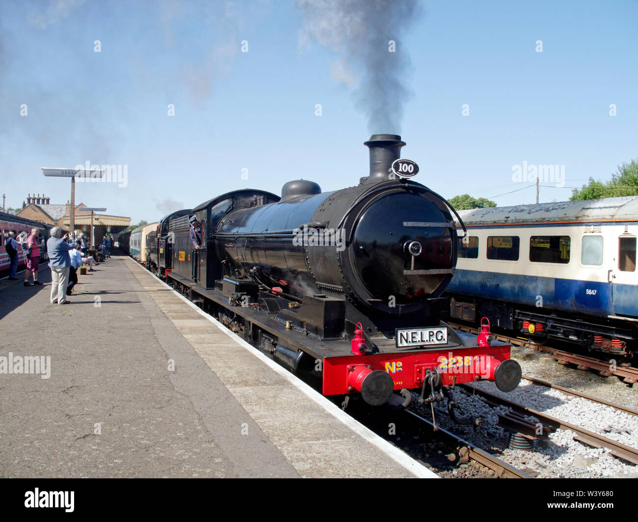 Ner t2 class hi-res stock photography and images - Alamy