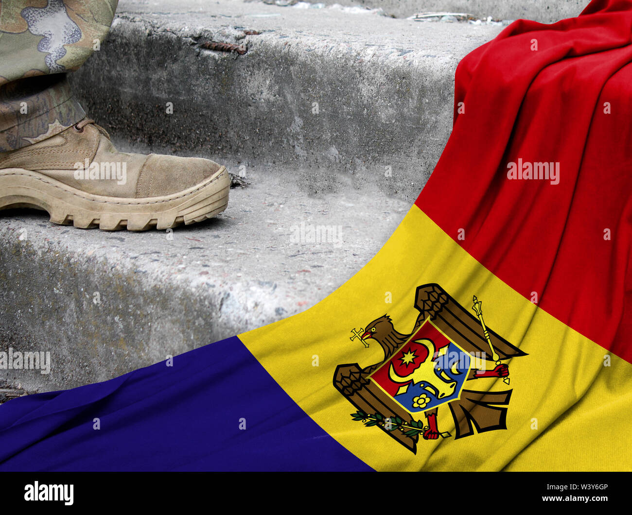Soldier with flag moldova hi-res stock photography and images - Alamy