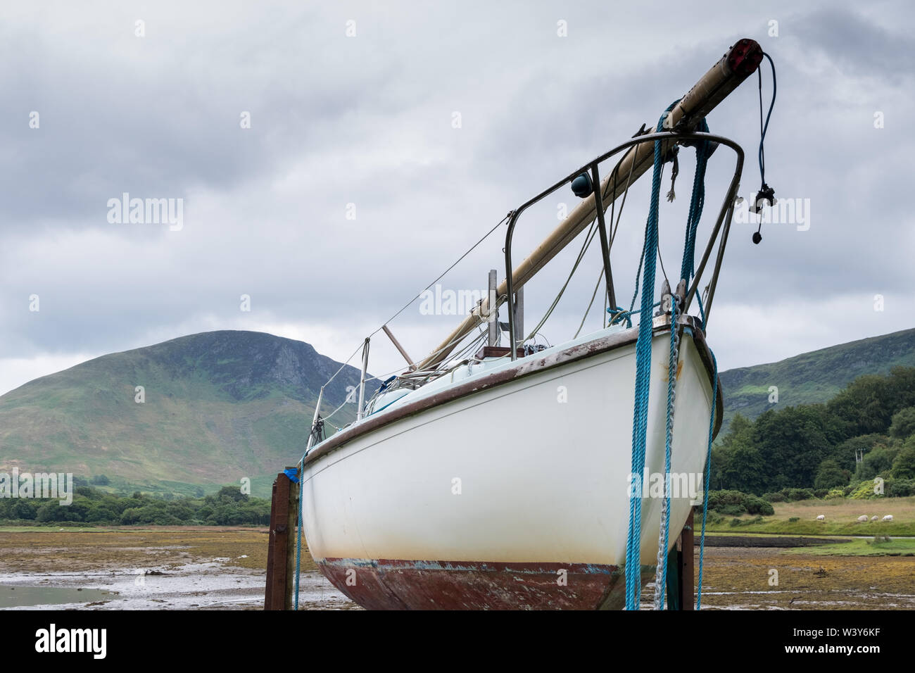 Loch Ranza High Resolution Stock Photography and Images - Alamy
