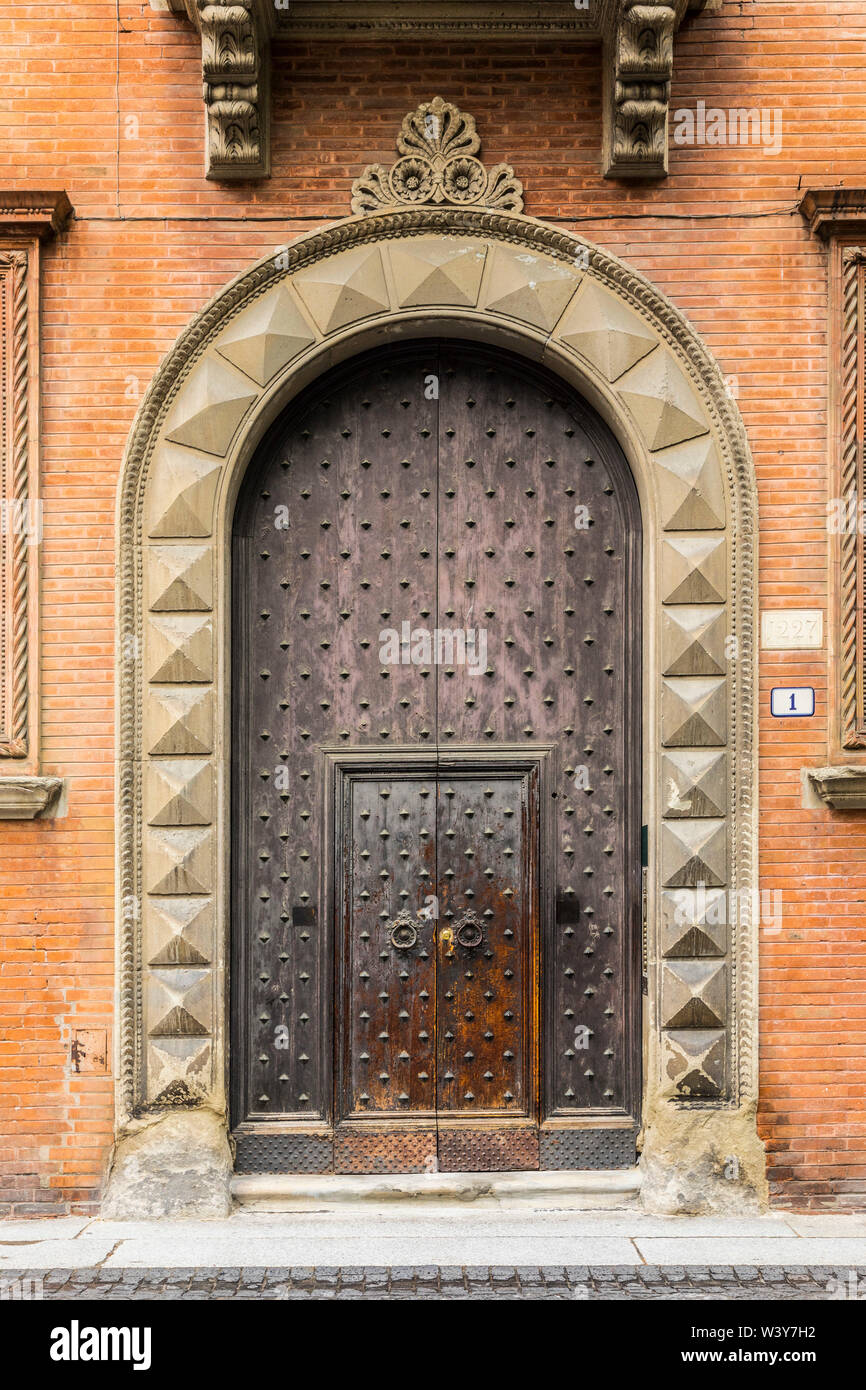 Bologna emilia romagna hi-res stock photography and images - Alamy