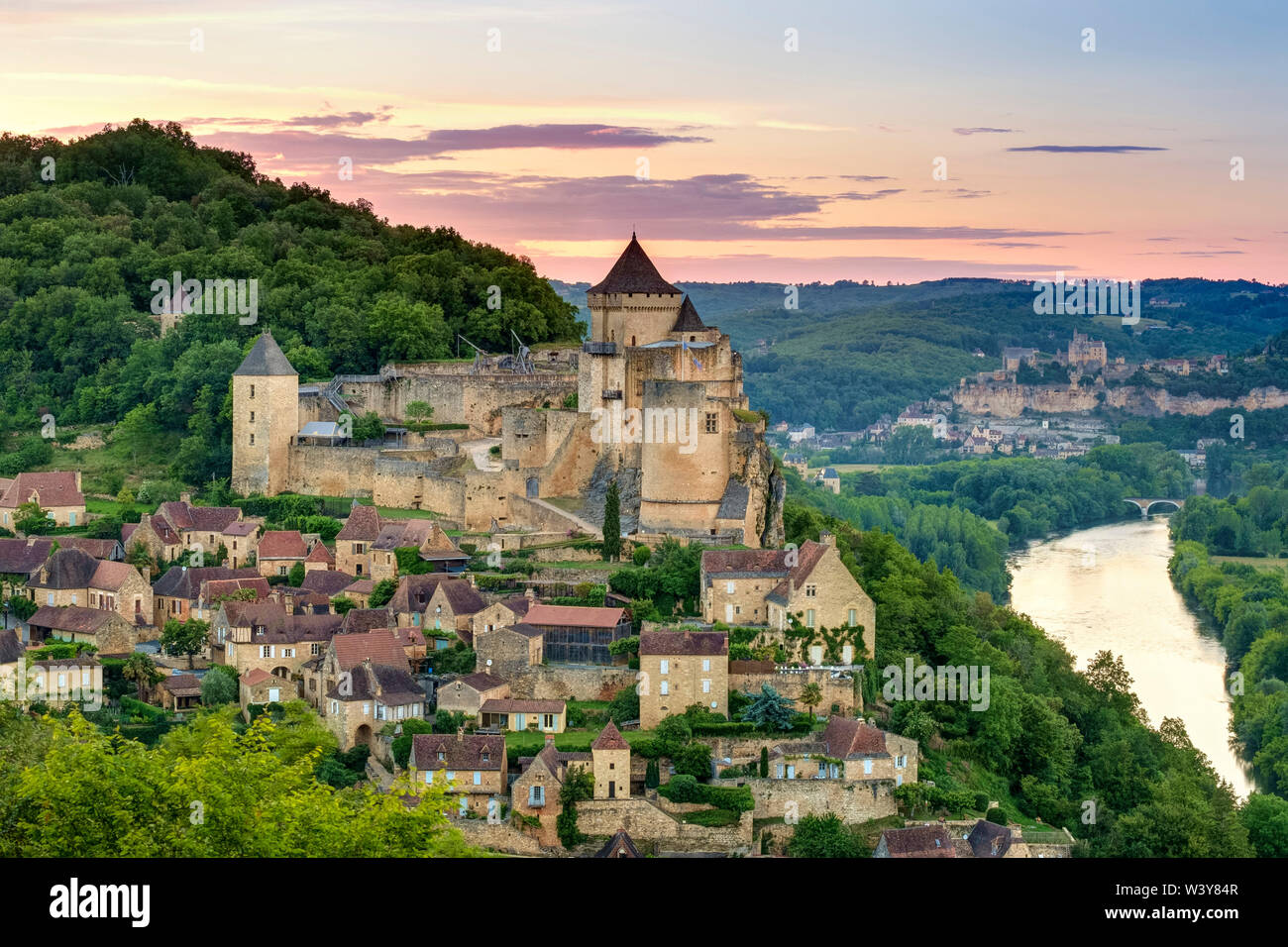Chateau de Castelnaud castle and village over Dordogne River valley at ...