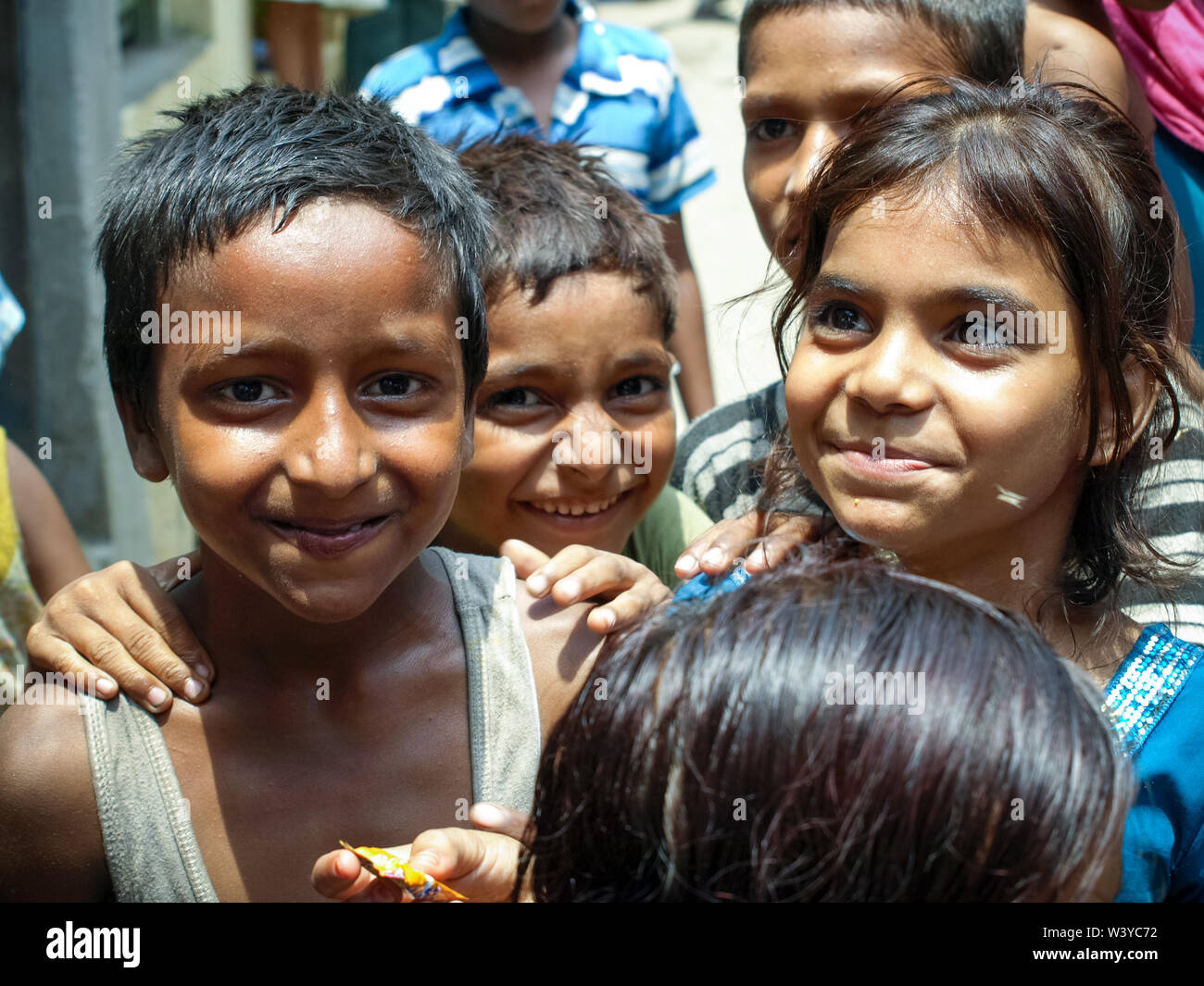Amroha, Utter Pradesh, INDIA - 2011: Unidentified poor people living in ...