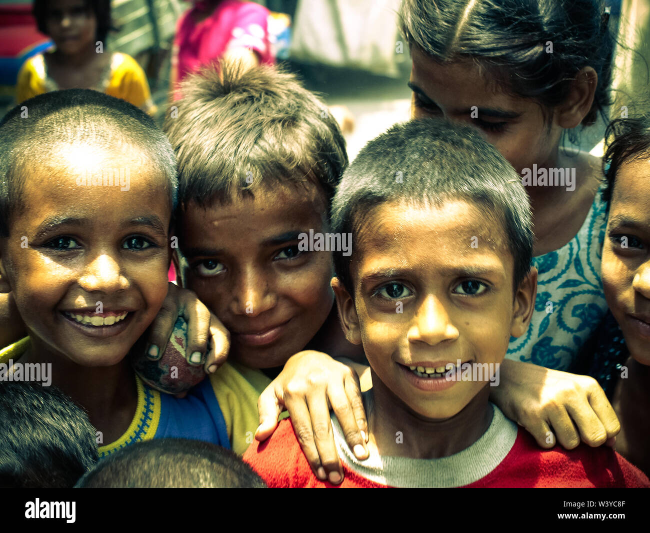 Amroha, Utter Pradesh, INDIA - 2011: Unidentified poor people living in ...