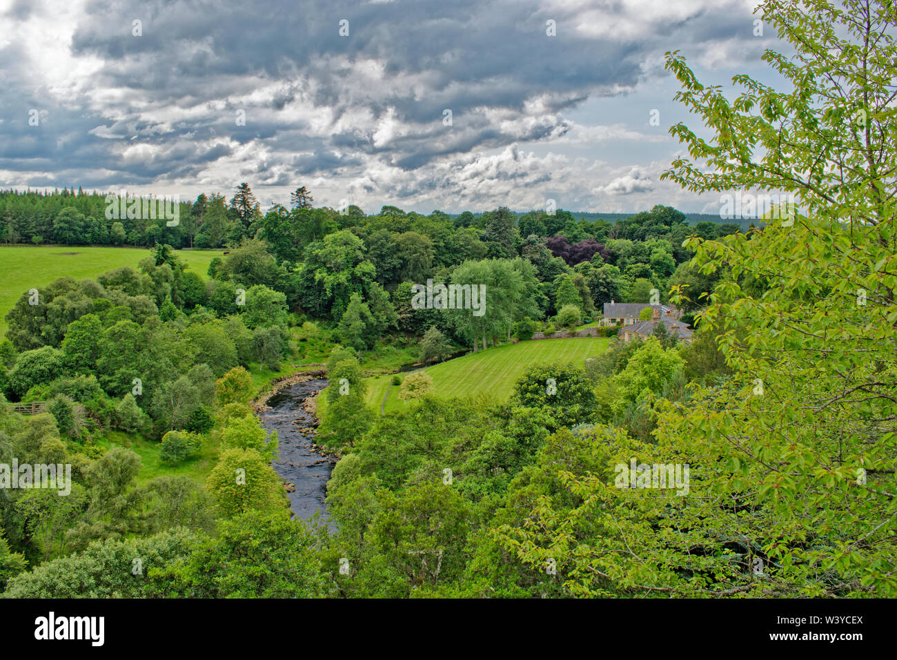 DAVA WAY SCOTLAND THE DIVIE OR EDINKILLIE RAILWAY VIADUCT MID SUMMER ...