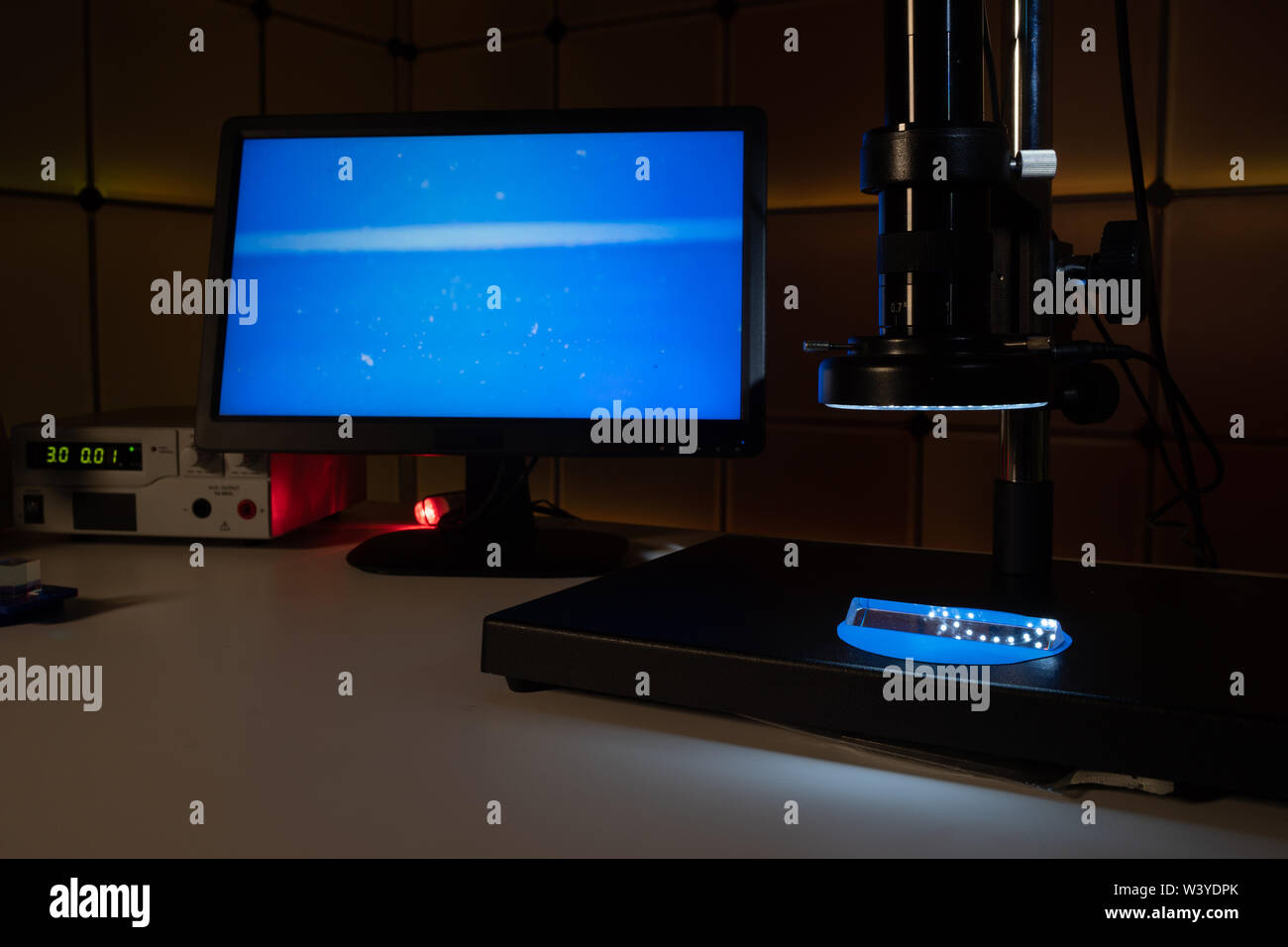 Quality control of optical glass in the laboratory Stock Photo - Alamy