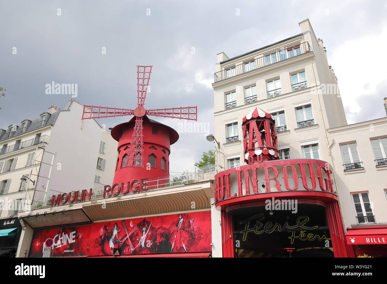 Moulin Rouge theatre Paris France Stock Photo - Alamy