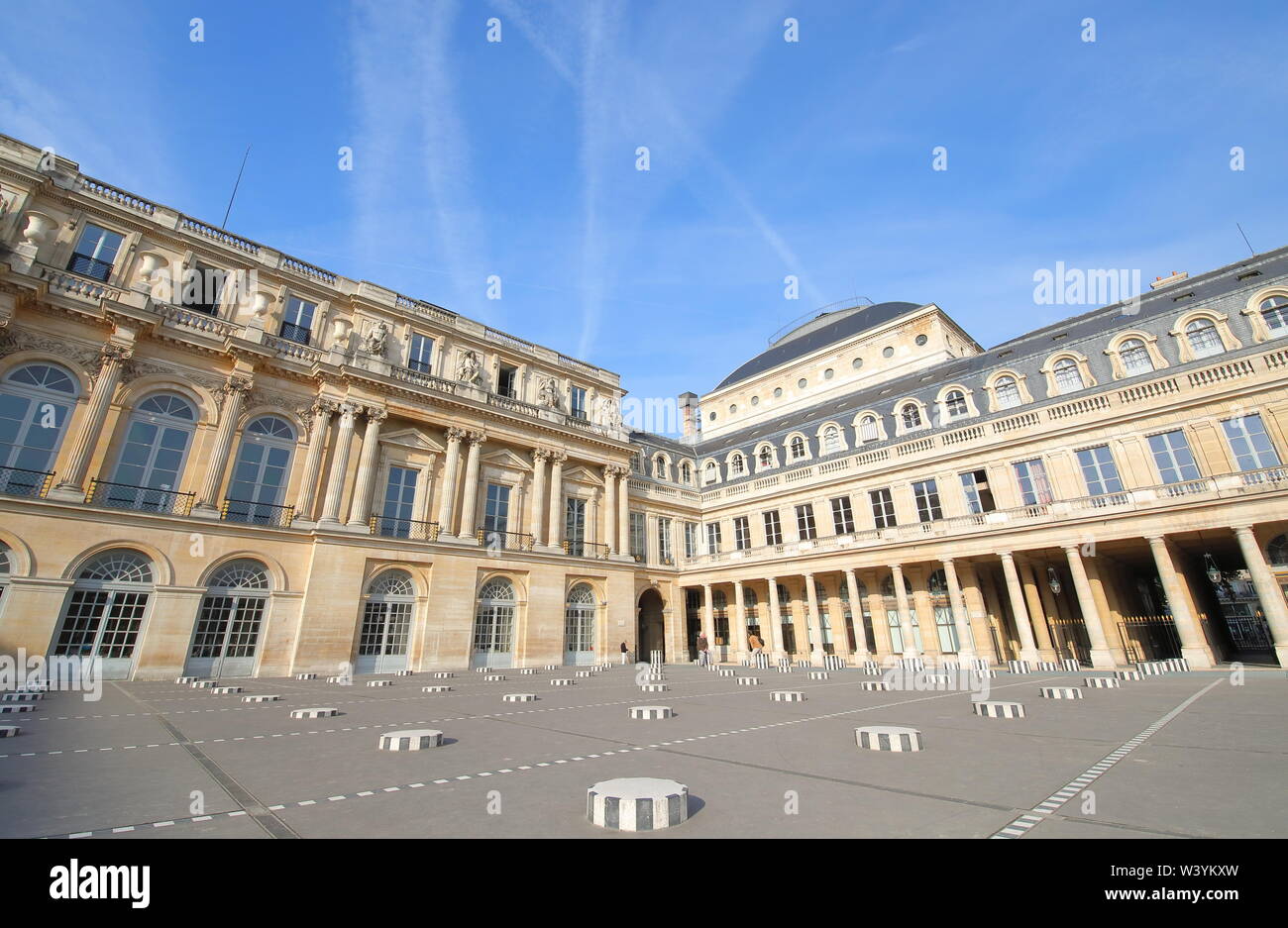 Royal historical hi-res stock photography and images - Alamy