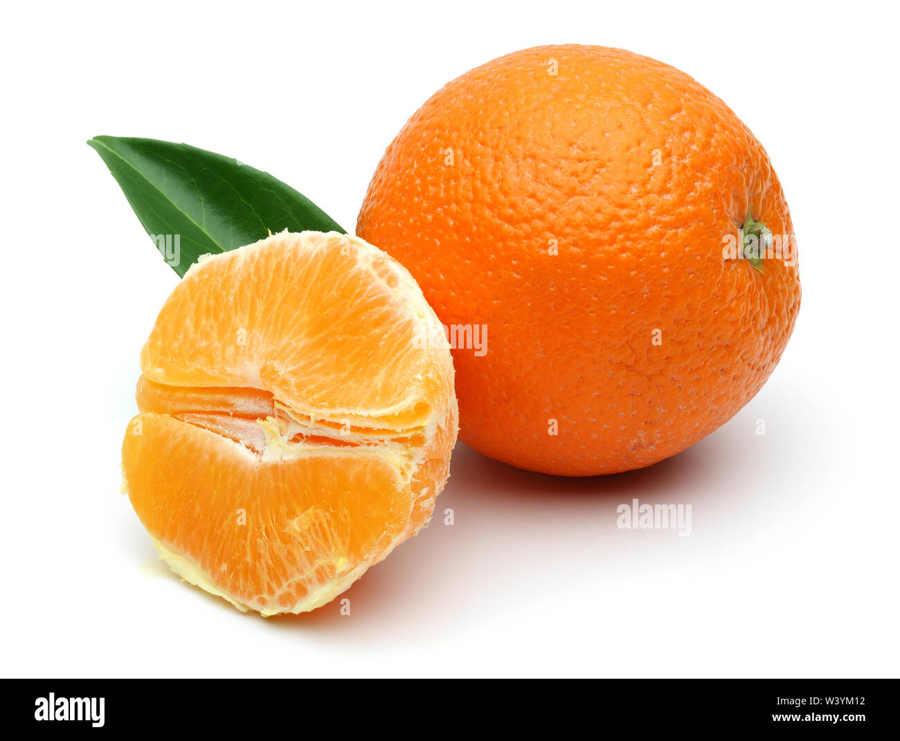 Fresh orange fruits with leaf isolated on white background Stock Photo ...