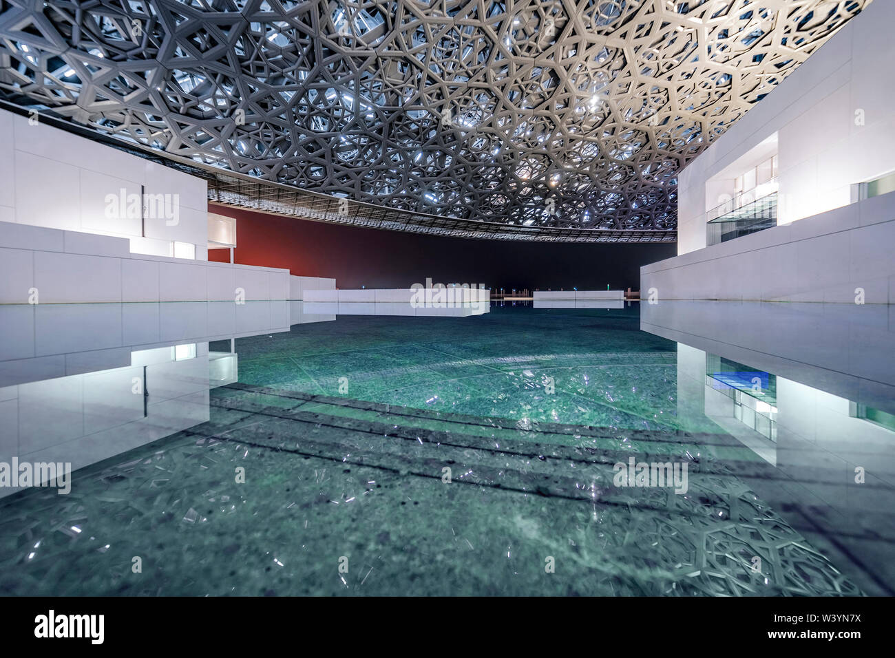 Louvre abu dhabi interior hi-res stock photography and images - Alamy