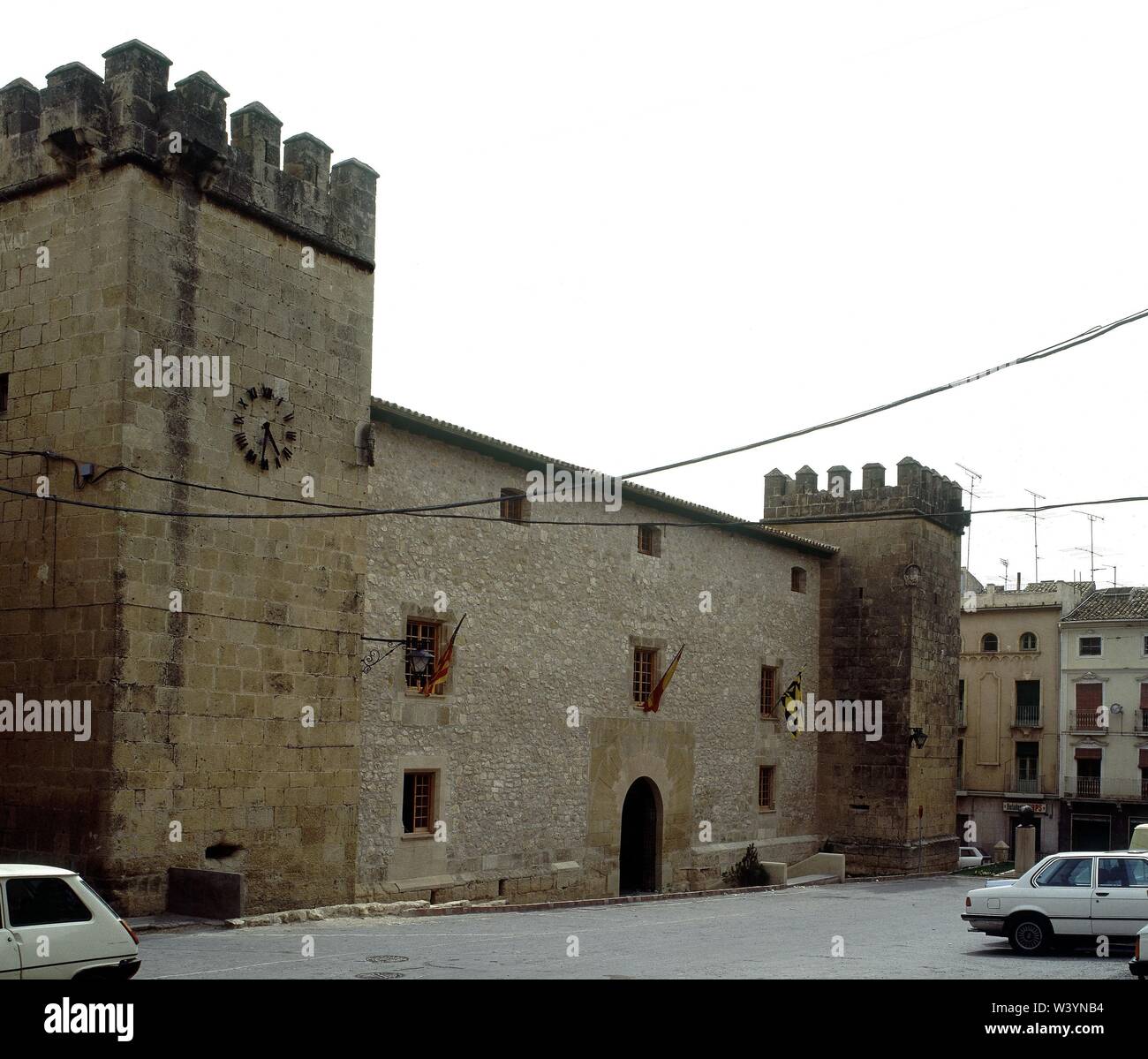 FACHADA DEL AYUNTAMIENTO DE ONIL. Location: AYUNTAMIENTO. Onil ...