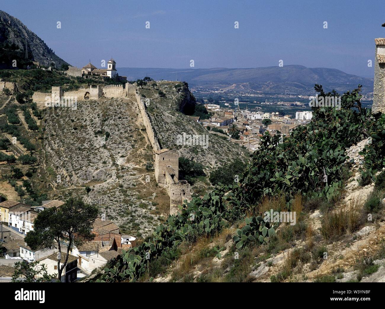 CASTILLO Y MURALLAS DE JATIVA. Location: CASTILLO. Valencia. SPAIN ...