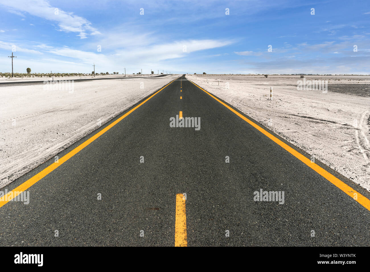 Far stretching landscape hi-res stock photography and images - Alamy