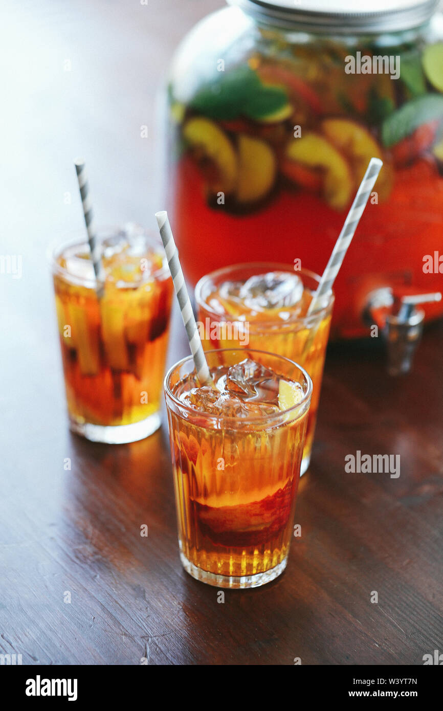 Ice tea drink hi-res stock photography and images - Alamy