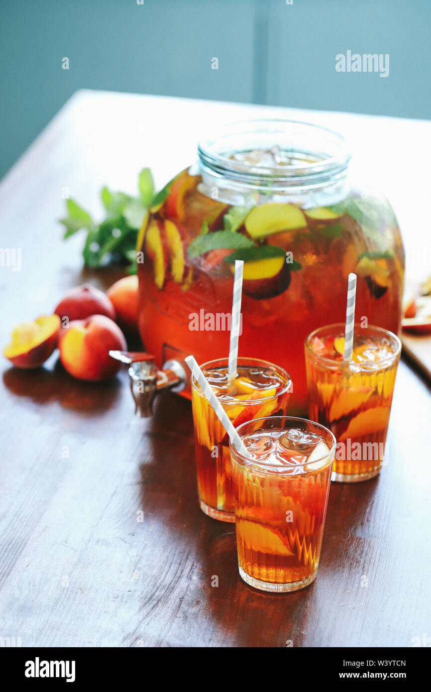 Ice tea drink Stock Photo - Alamy