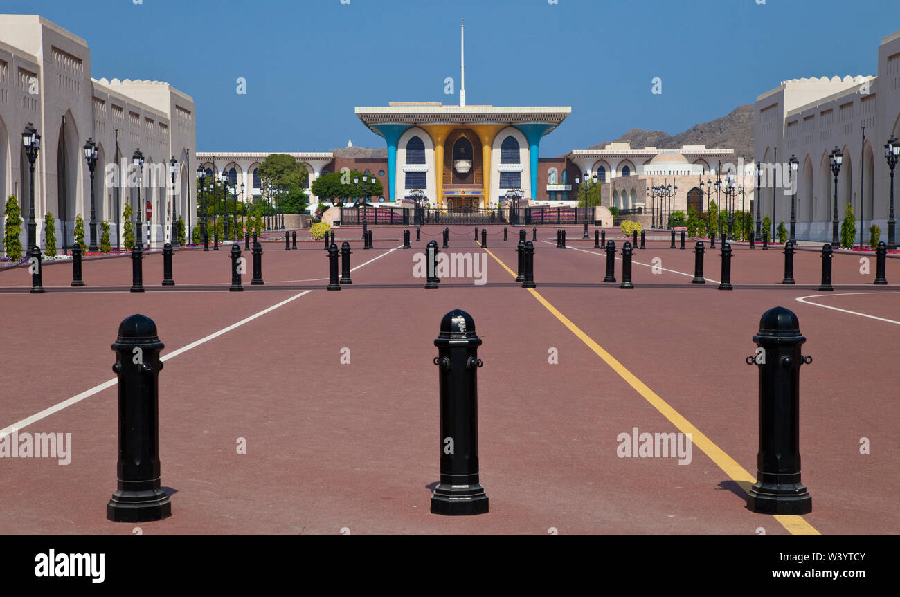 Souk del doha del qatar hi-res stock photography and images - Alamy