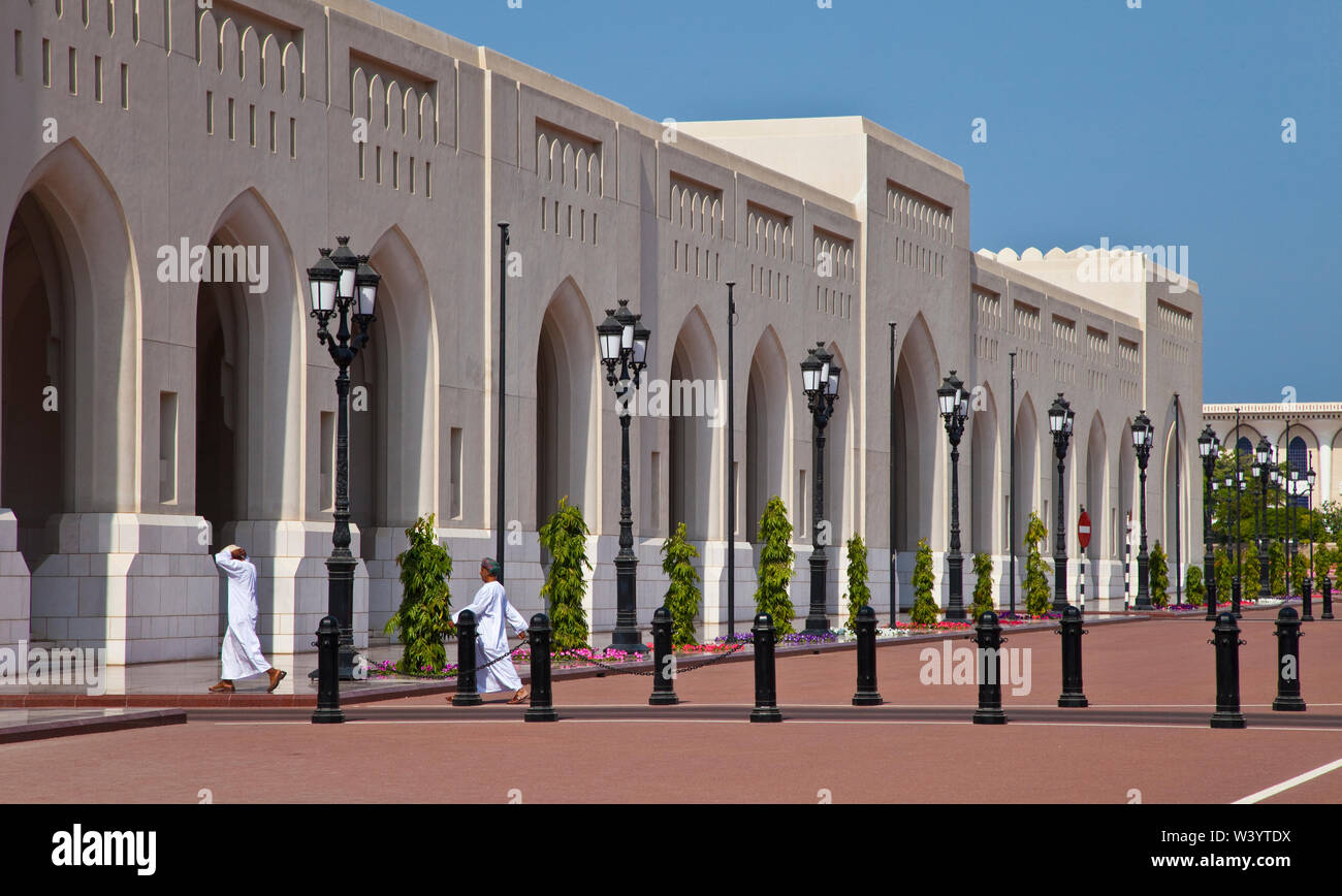 Souk del doha del qatar hi-res stock photography and images - Alamy