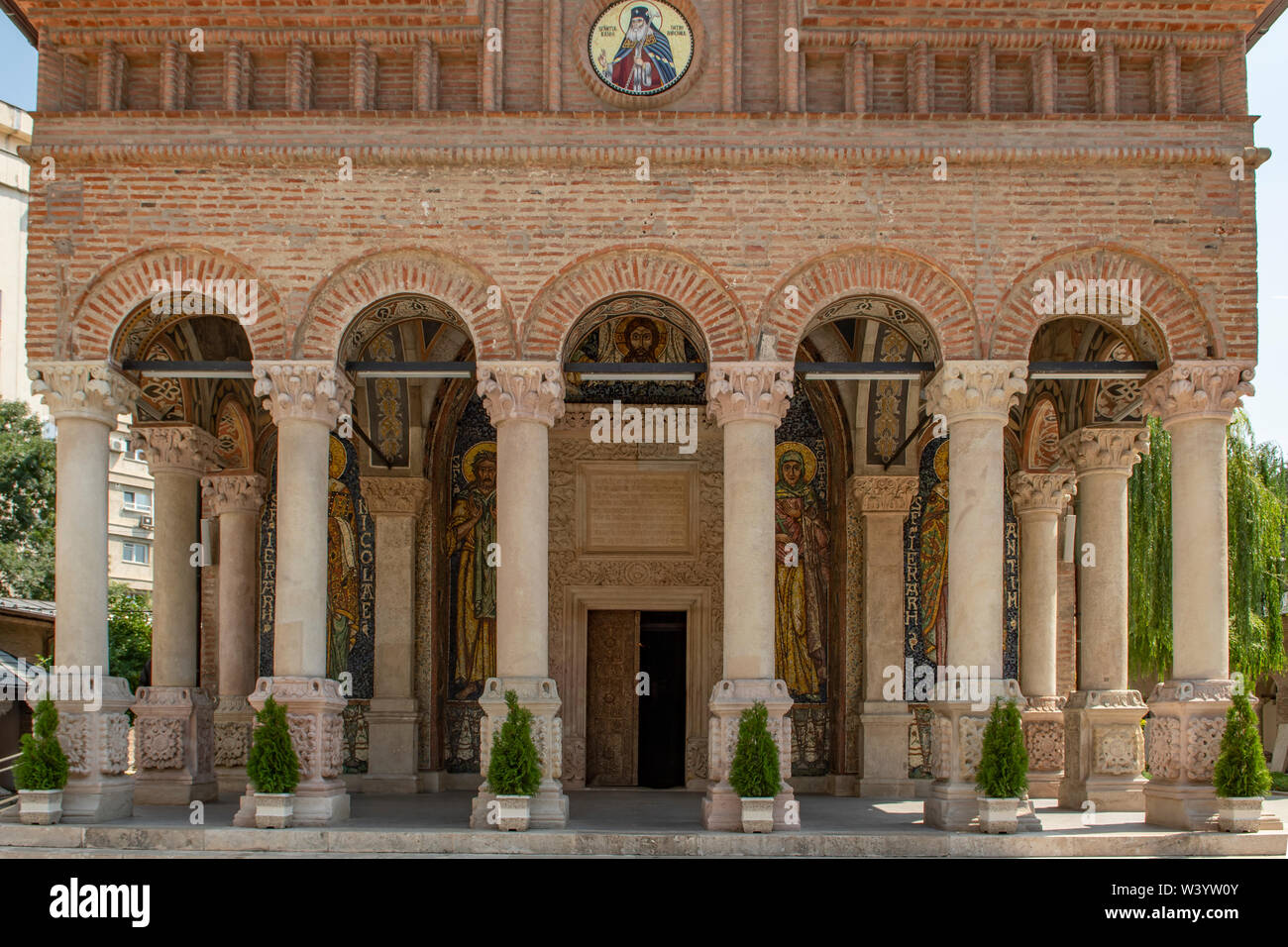 Entrance Columns of Antim Monastery, Bucharest, Romania Stock Photo - Alamy
