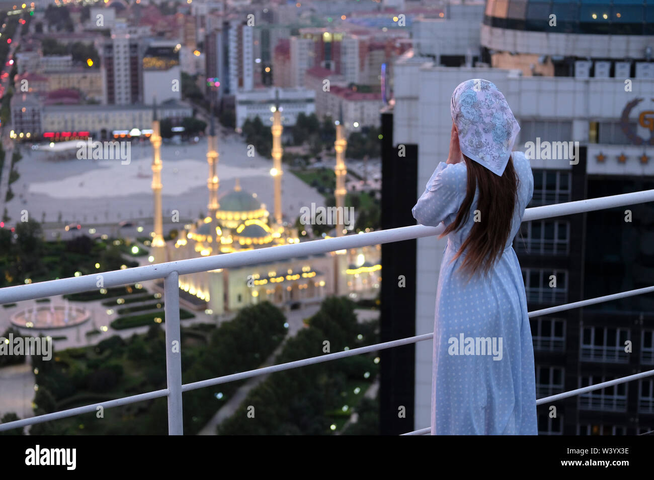 Chechnya woman hi-res stock photography and images - Alamy