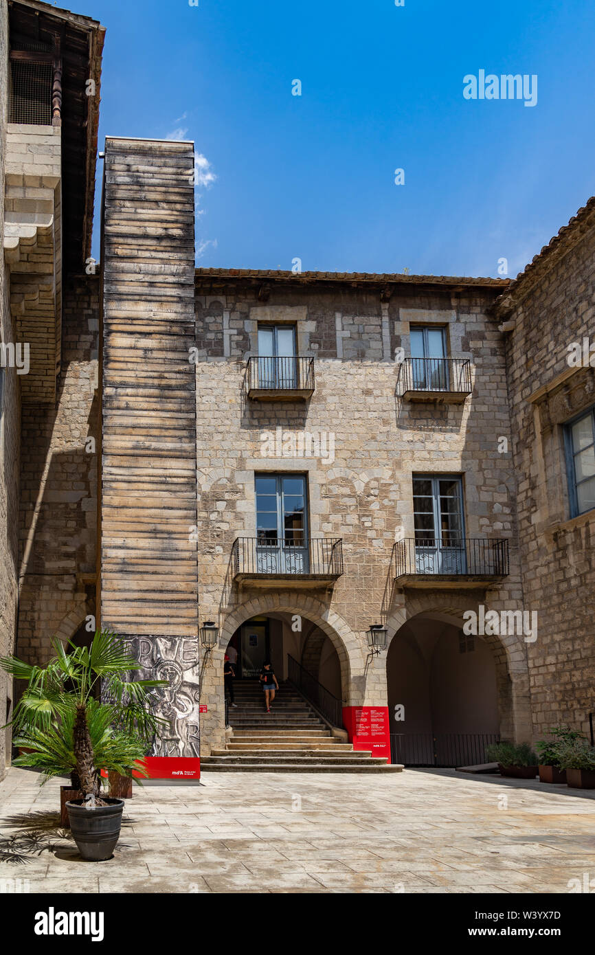 Girona cathedral museum hi-res stock photography and images - Alamy