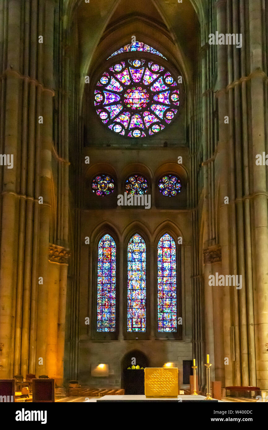 Reims, France, Notre-Dame de Reims Cathedral interior view Stock Photo ...