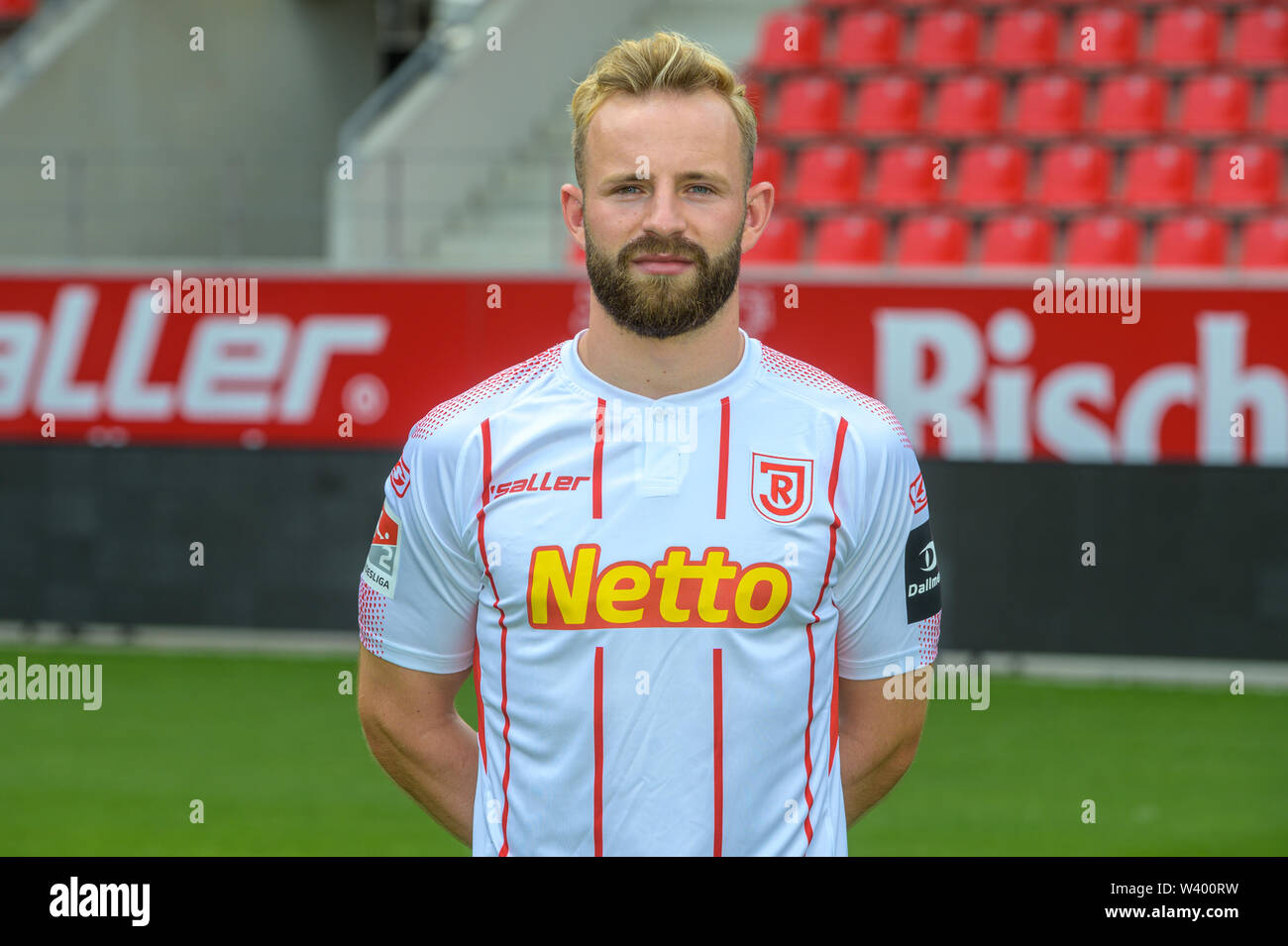 Jan marc schneider ssv jahn regensburg hi-res stock photography and ...