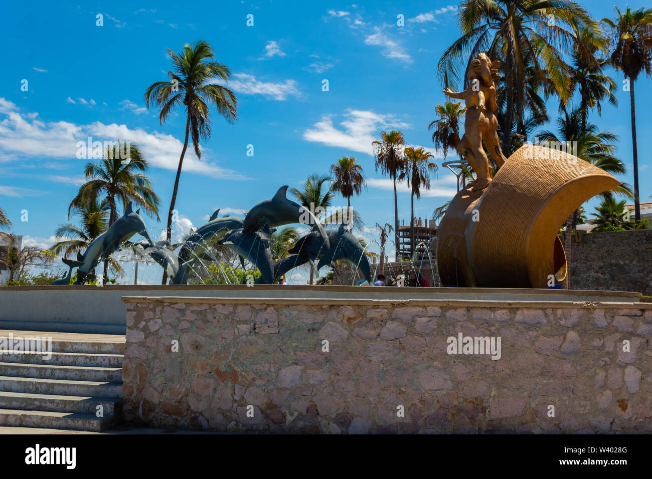 Statue mazatlan mexico hi-res stock photography and images - Alamy