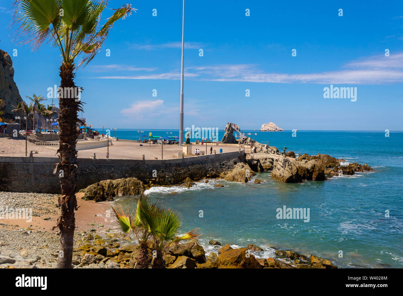 Main avenue of the city of Mazatlan on the shore of the beach (Malecon ...