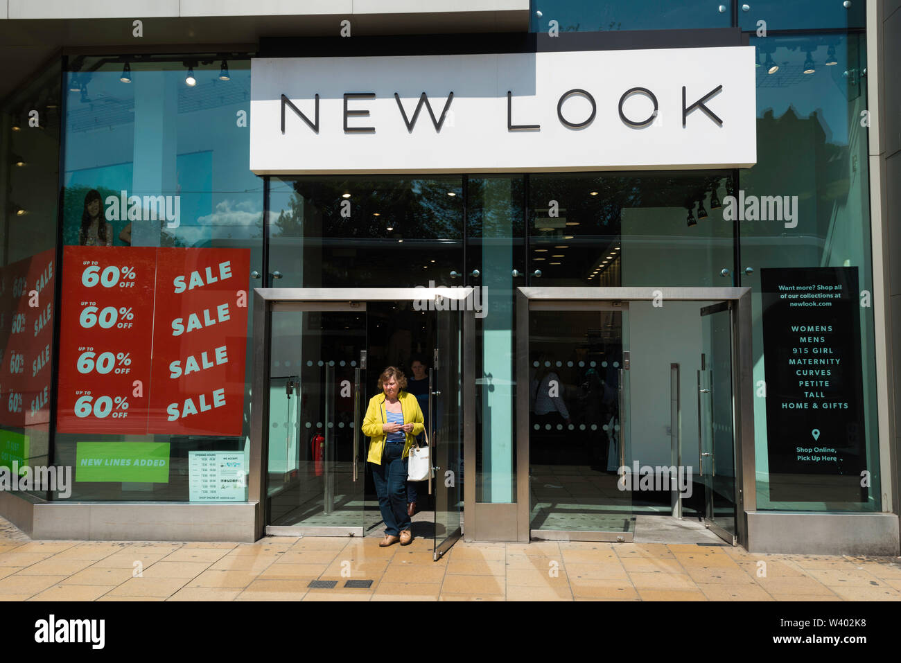 Everyday Life in a City Stock Photo - Alamy
