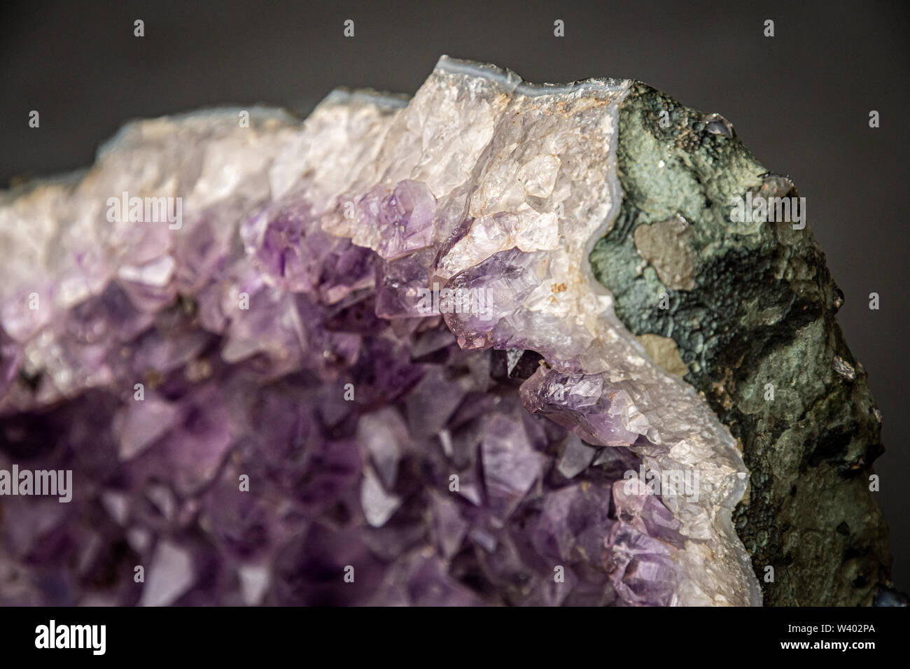 Inside geode hi-res stock photography and images - Alamy