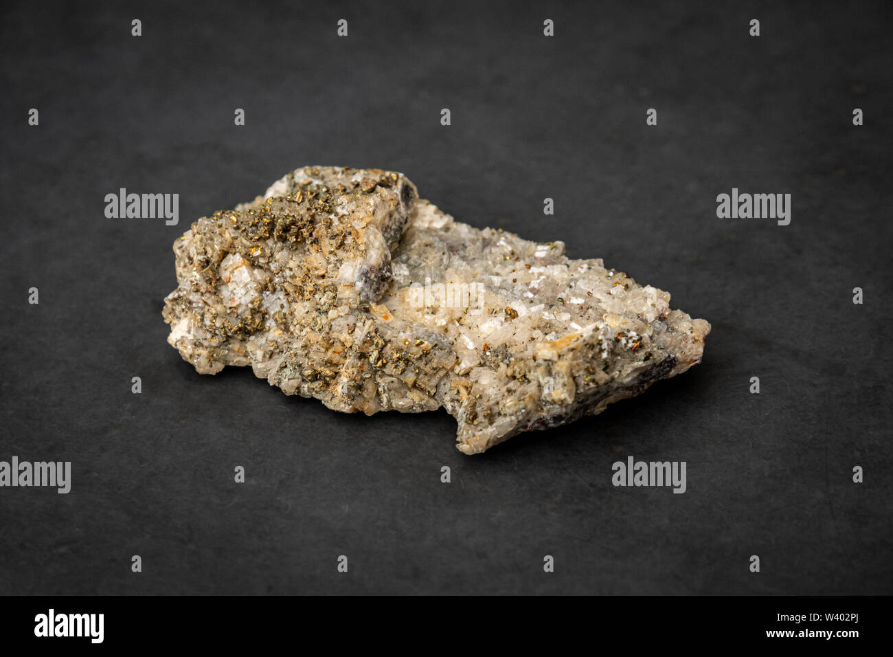 Sparkling pyrite hi-res stock photography and images - Alamy