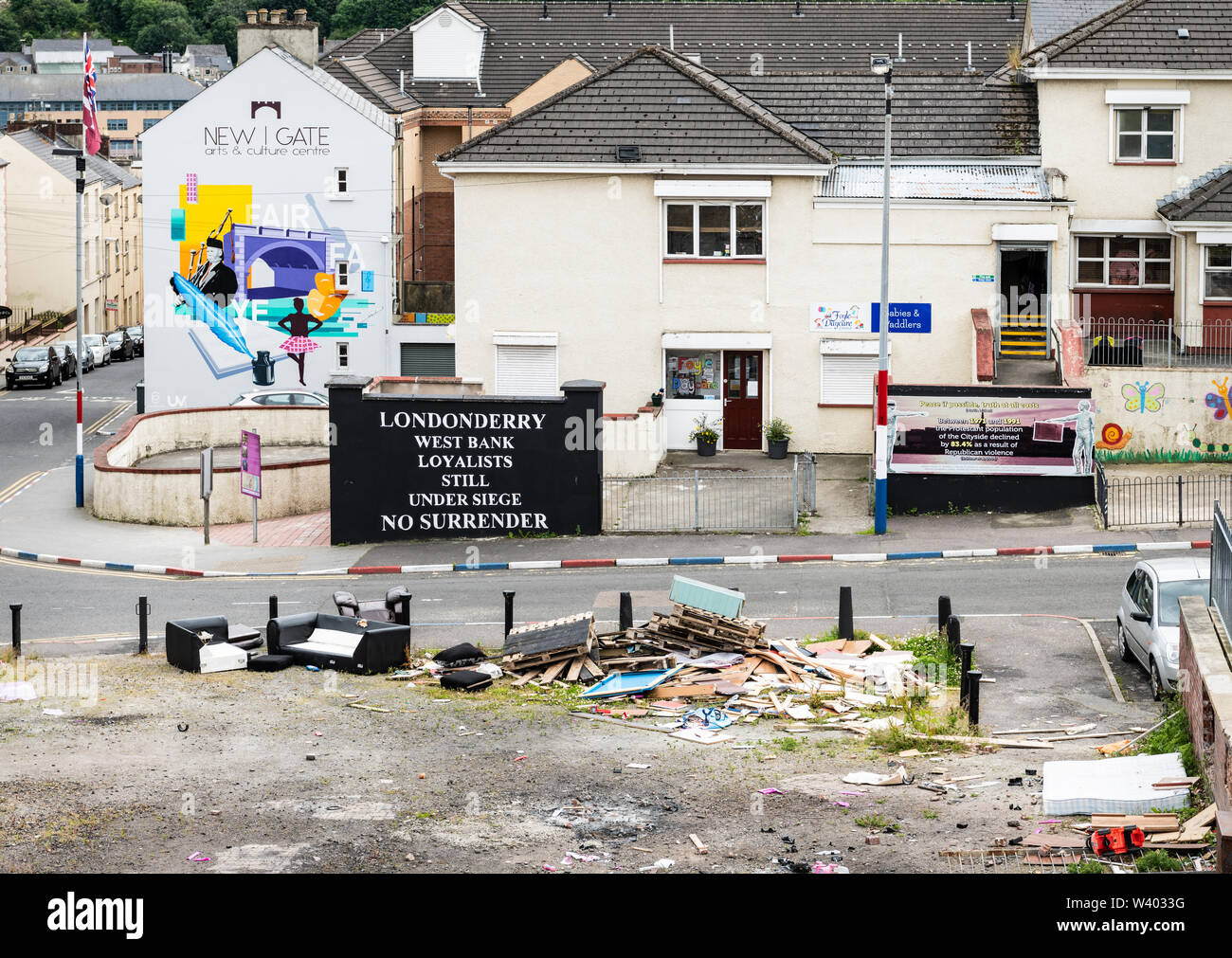 Loyalist Sign, Londonderry, Northern Ireland Stock Photo - Alamy