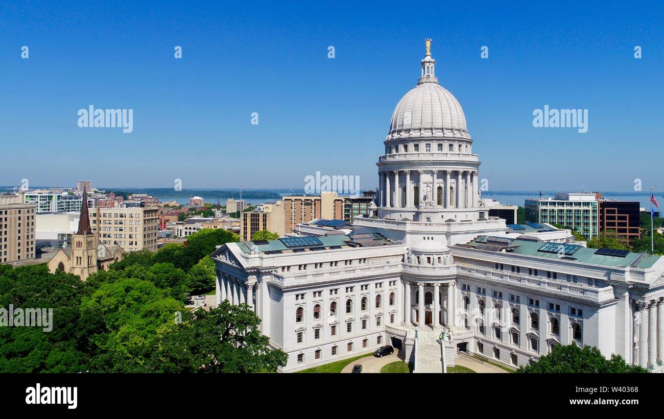 Aerial view downtown madison wisconsin hi-res stock photography and ...