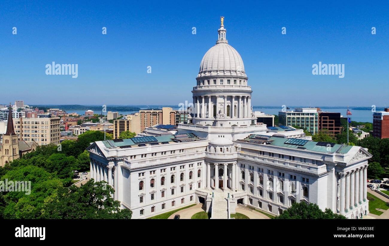 University of wisconsin madison aerial hi-res stock photography and ...