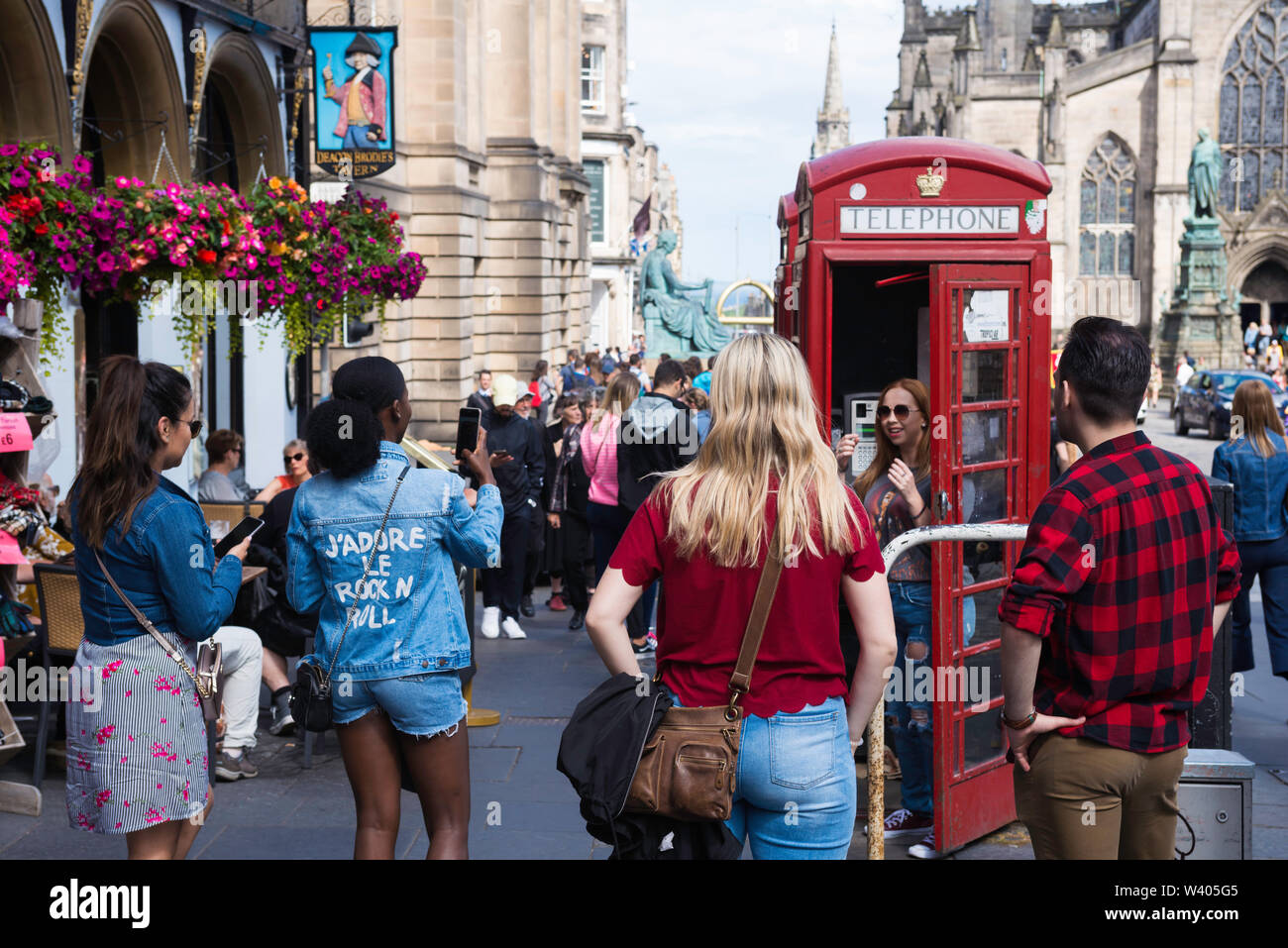 Everyday Life in a City Stock Photo - Alamy