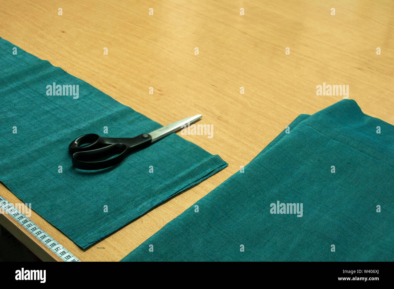 Fabric ruler hi-res stock photography and images - Alamy
