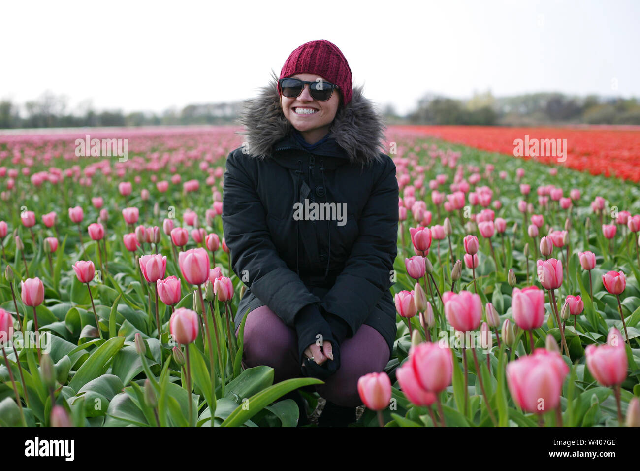 Bundled up woman cold hi-res stock photography and images - Alamy