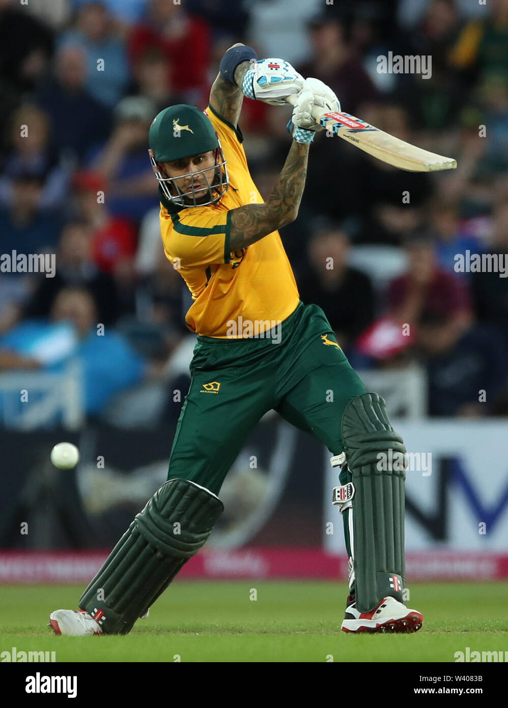 Notts outlaws alex hales bats hi-res stock photography and images - Alamy