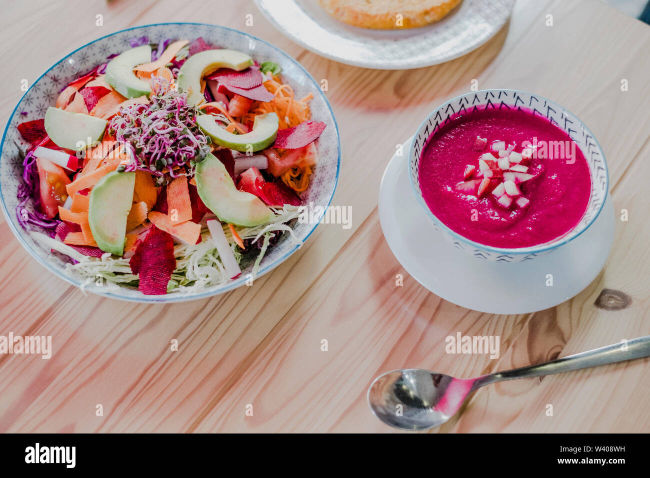 Eating food vegan restaurant hi-res stock photography and images - Alamy