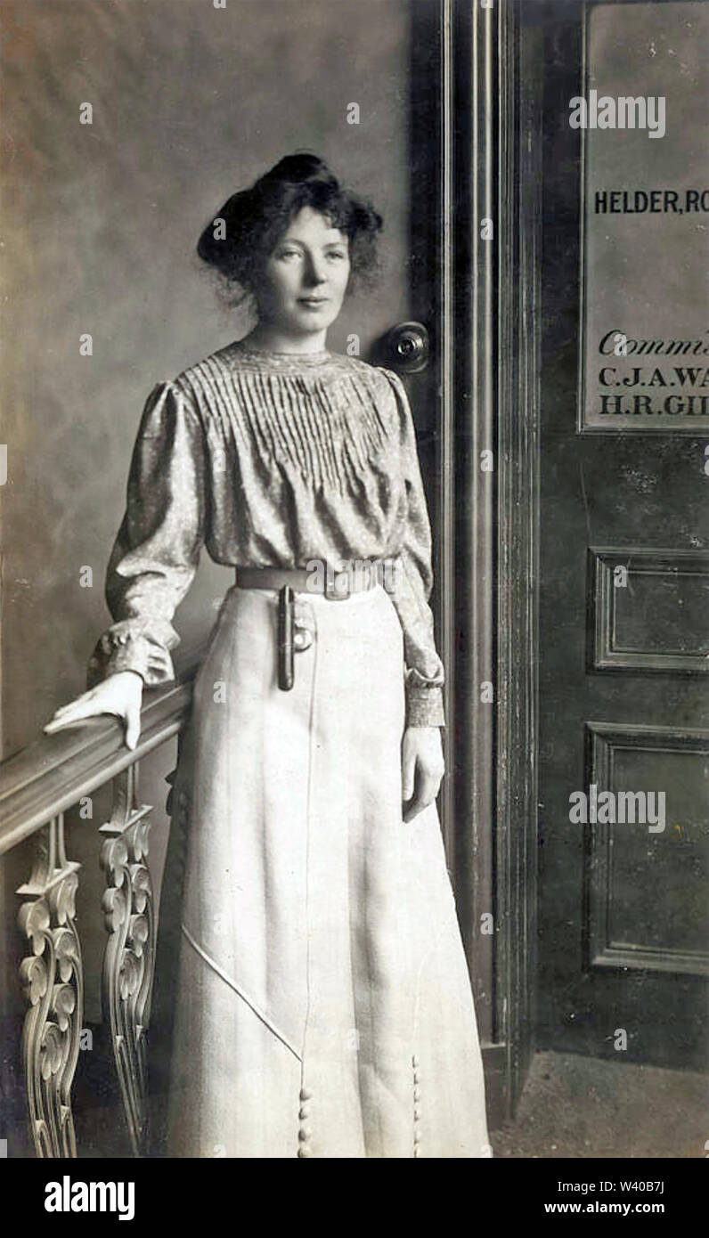 CHRISTABEL PANKHURST (1880-1958) English suffragette about 1910 Stock ...