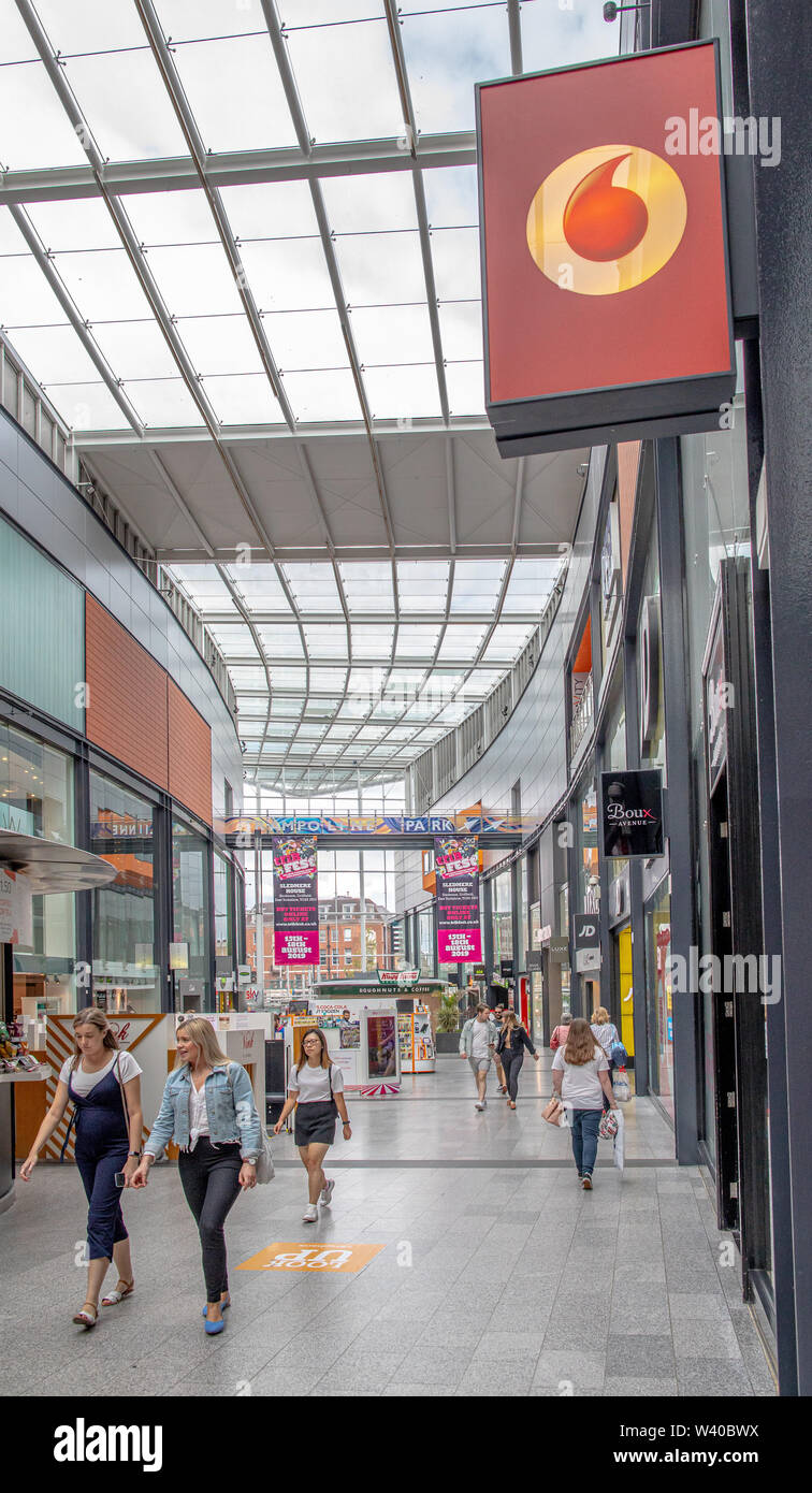 Hull City Shopping High Resolution Stock Photography and Images - Alamy