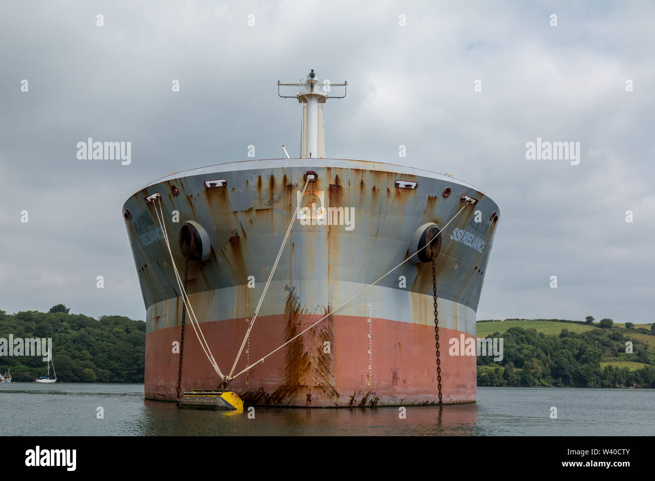 Reliance ship hi-res stock photography and images - Alamy