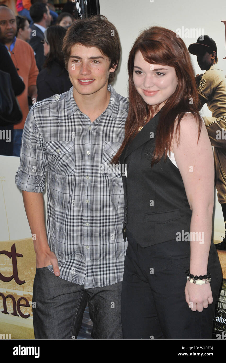 LOS ANGELES, CA. April 05, 2010: Jennifer Stone & Gregg Sulkin at the ...